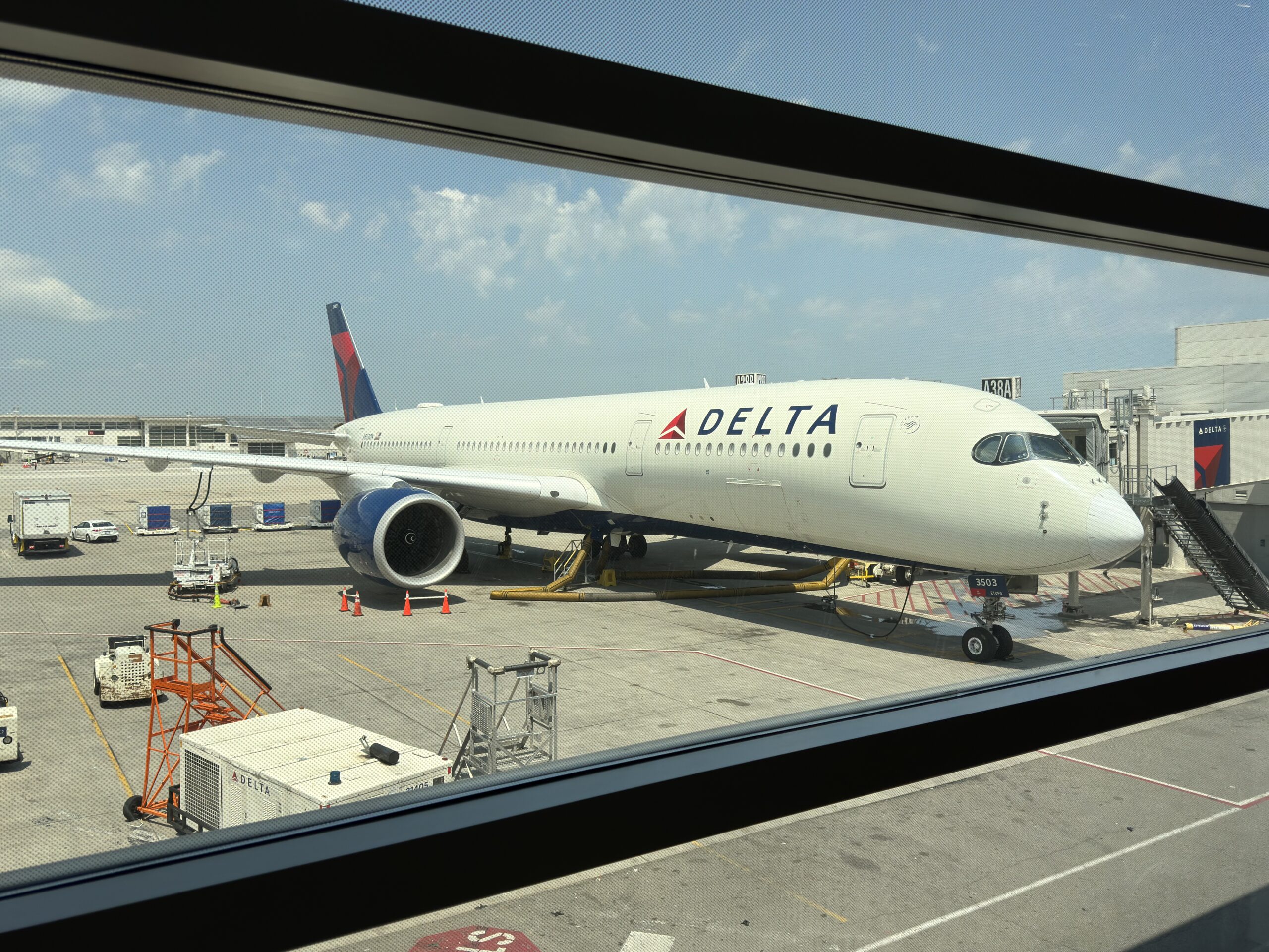 Delta Airlines A350 Economy Class Review: Detroit To Tokyo DL275 ...