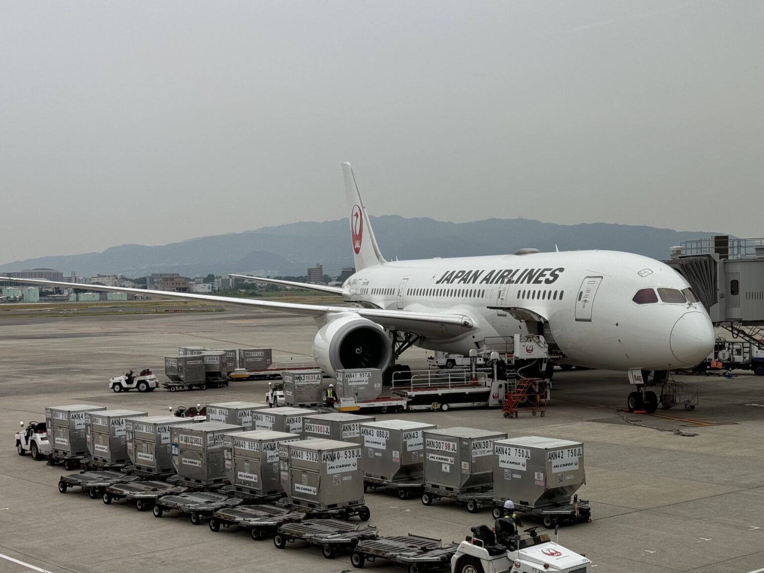 What Is Class J On Japan Airlines? Osaka To Tokyo Haneda Review ...