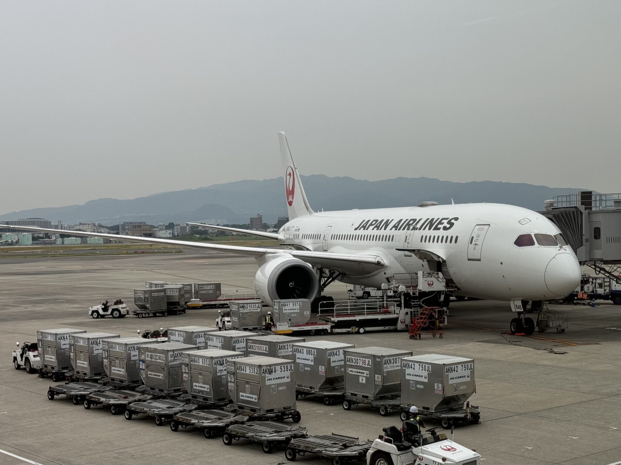 What Is Class J On Japan Airlines? Osaka To Tokyo Haneda Review ...
