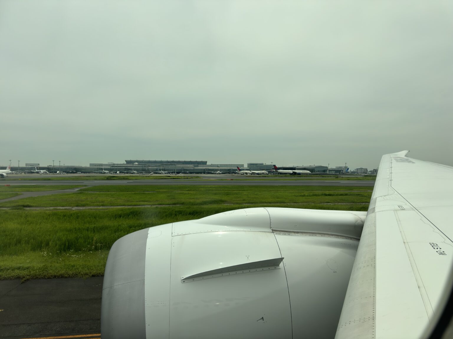 What Is Class J On Japan Airlines? Osaka To Tokyo Haneda Review ...