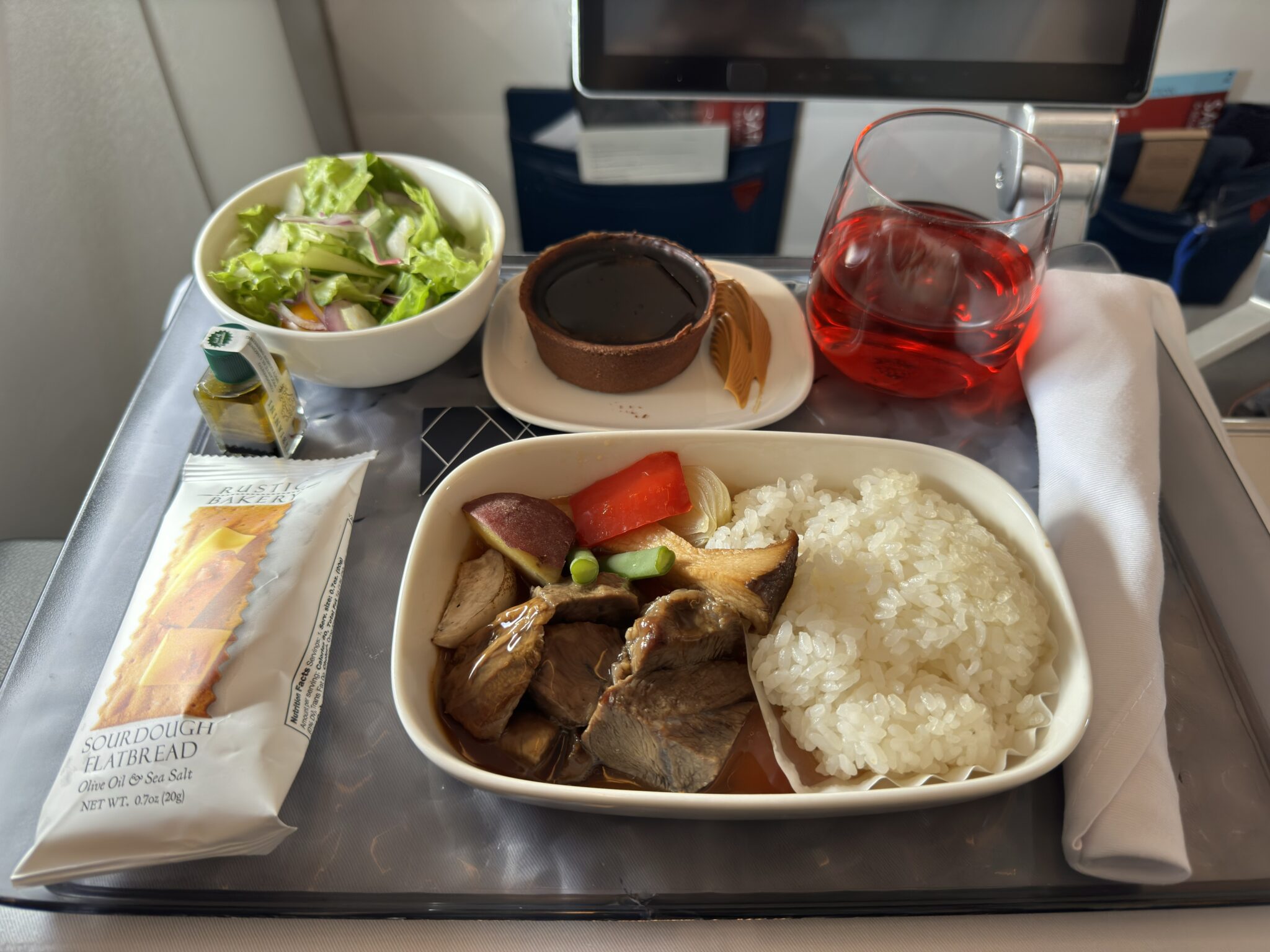 Delta Premium Select Review: Is It Worth It? Tokyo to Detroit On The ...