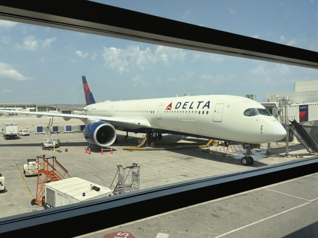 A Full Guide To The Delta SkyMiles Loyalty Program - Altitude Yes