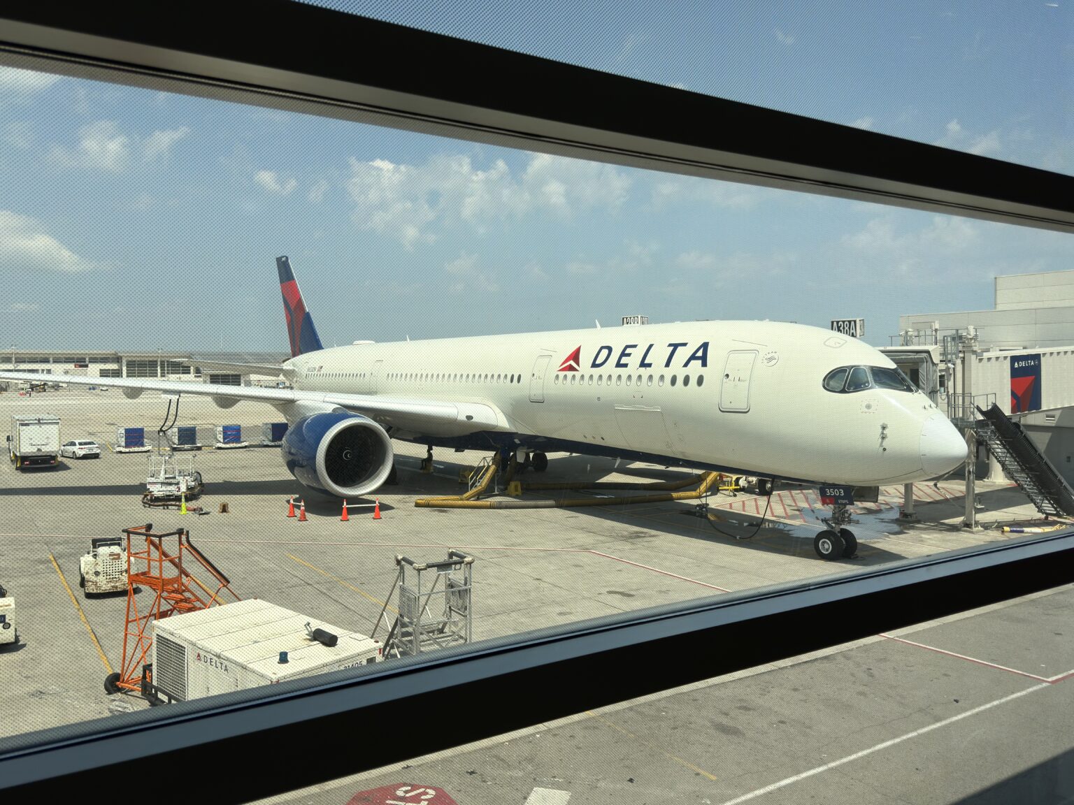 A Full Guide To The Delta SkyMiles Loyalty Program - Altitude Yes