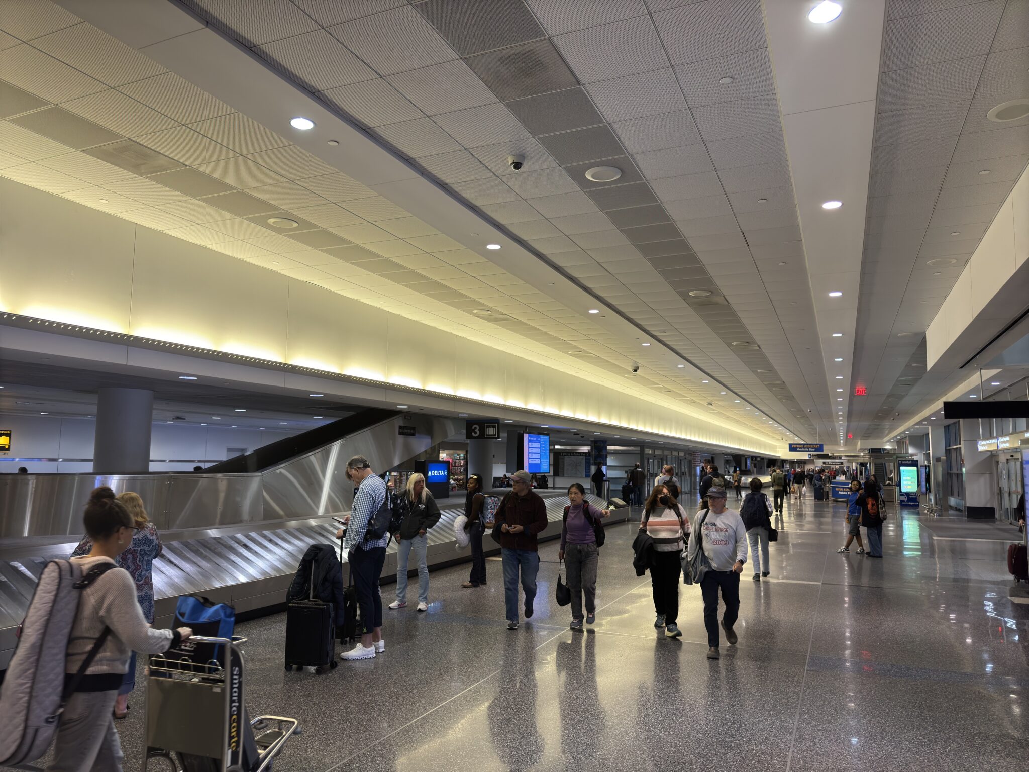 How To Take The Silver Line From Boston Logan Airport Into The City ...