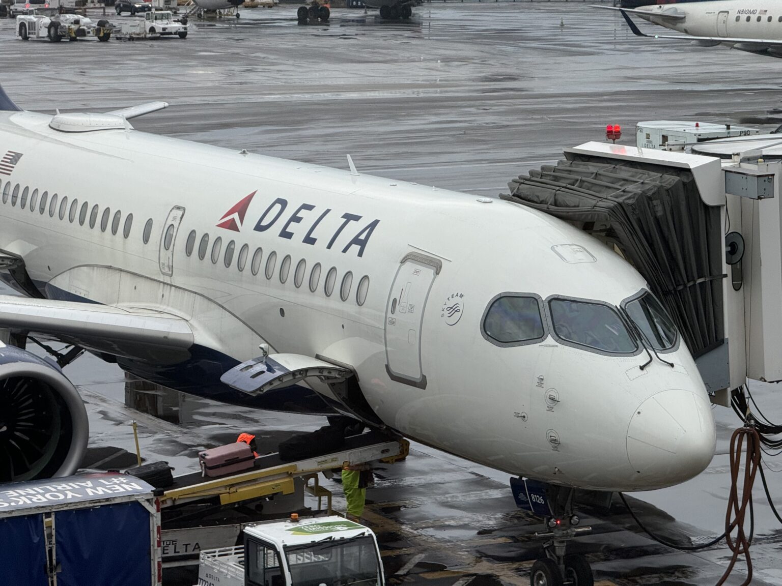 A Full Guide To The Delta SkyMiles Loyalty Program - Altitude Yes
