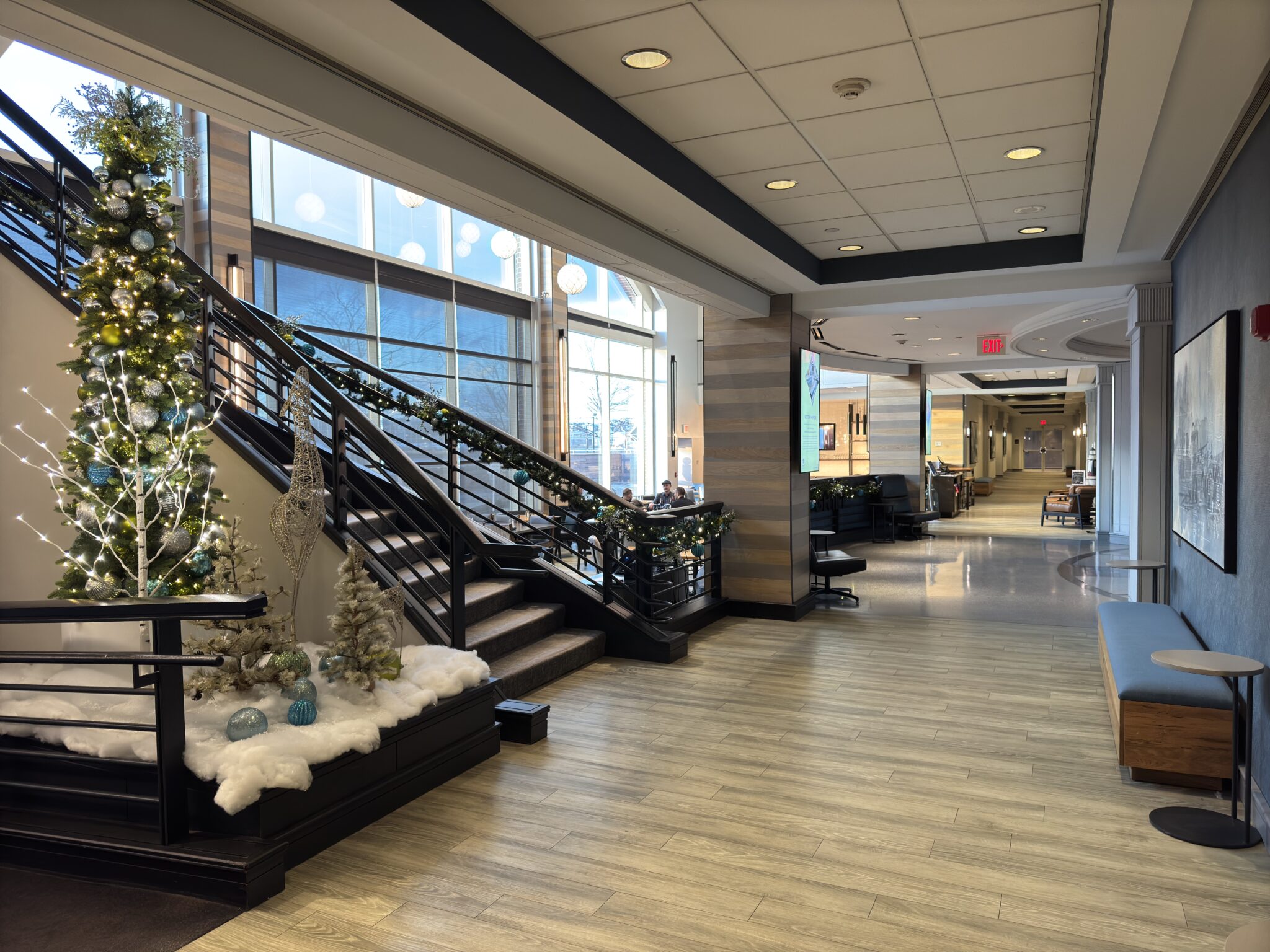 Review: Hyatt Regency Boston Harbor; Convenient With Great Views ...