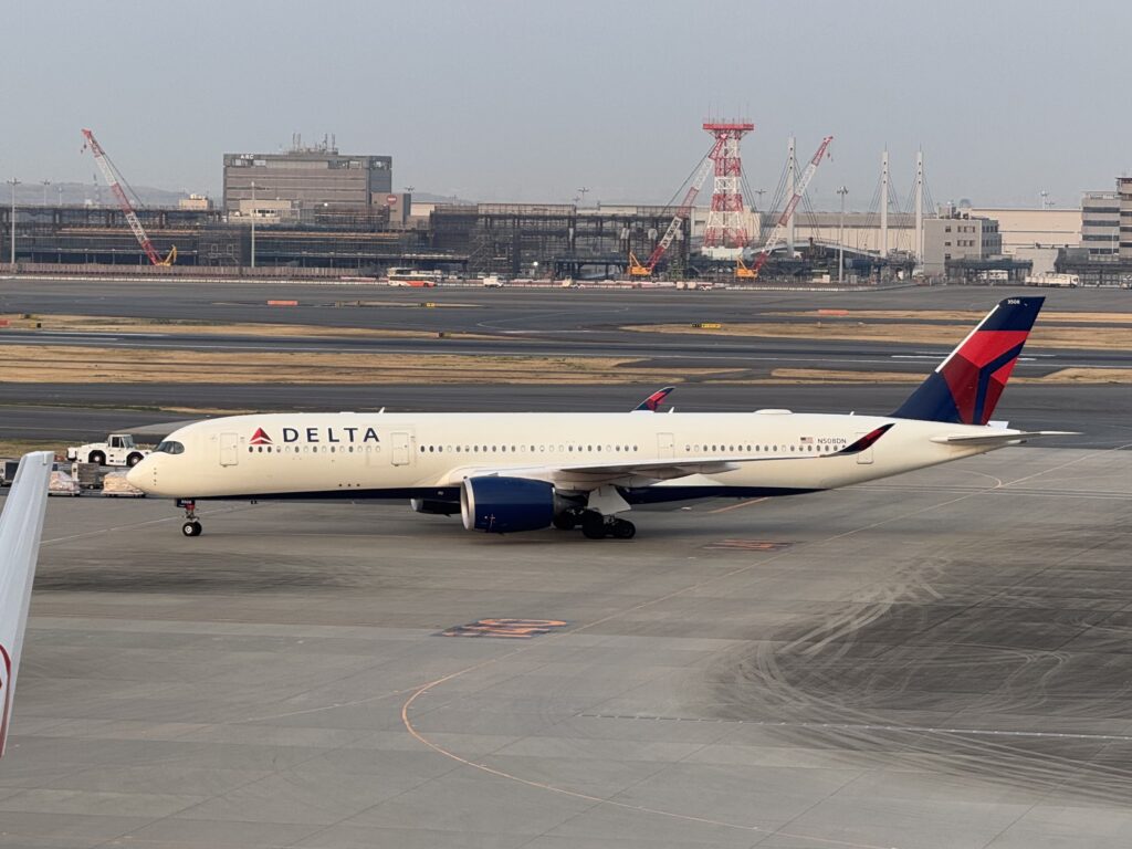 Delta Avoids Trump Tariffs by Sending New Airbus Plane to Japan ...