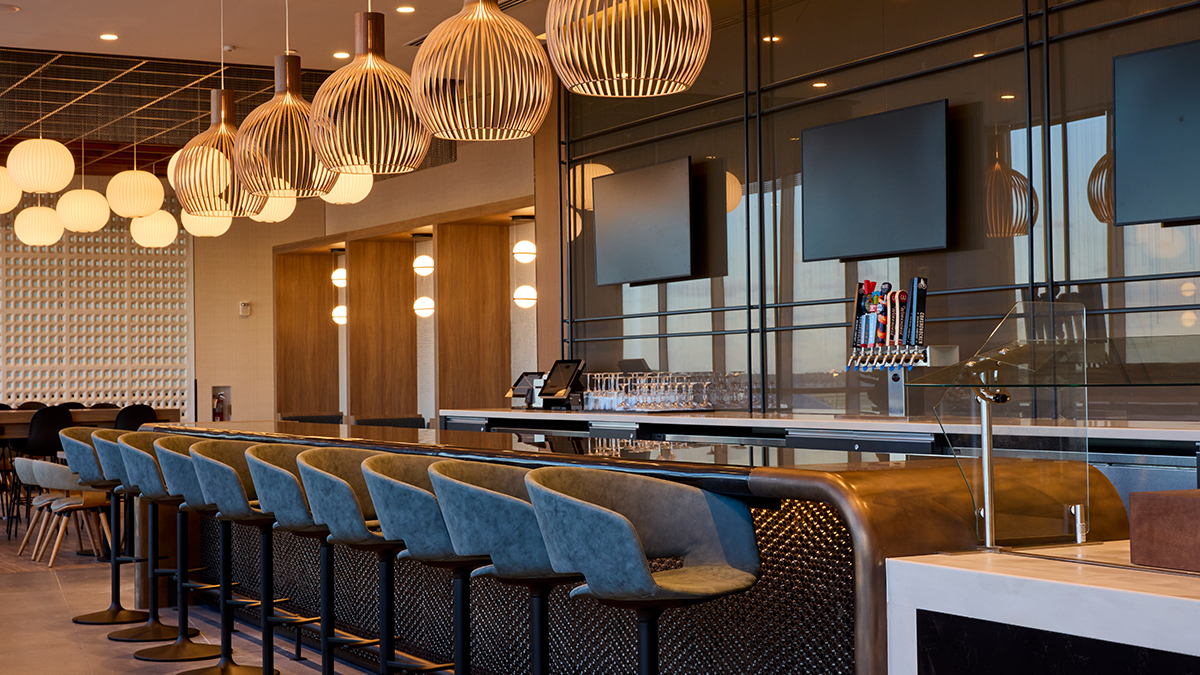 American Reveals Philadelphia’s New Flagship Lounge and Admiral’s Club ...