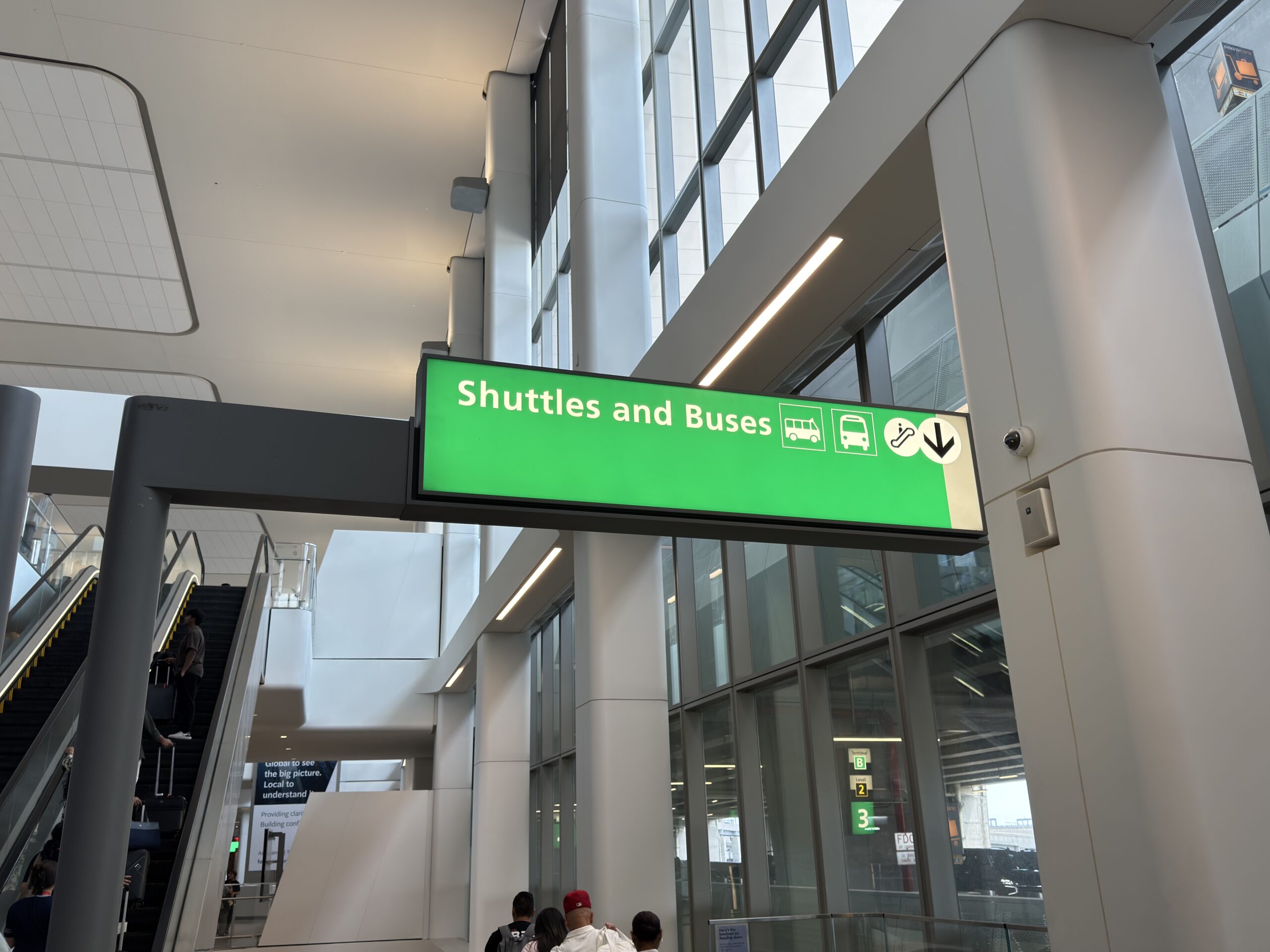 How to Take the Q70 Bus and the Subway From LaGuardia Airport to ...