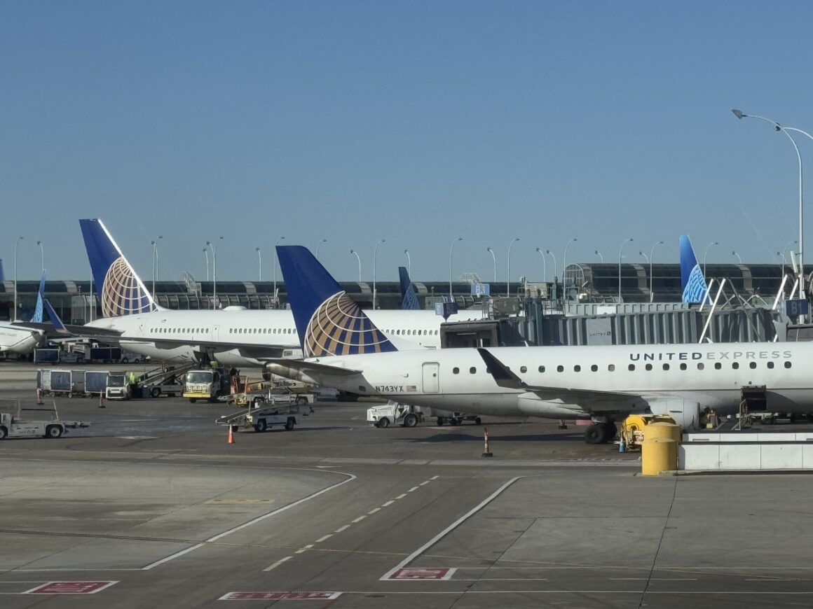 Pressure on ATC: A Look at the Data from a Turbulent Weekend in U.S ...