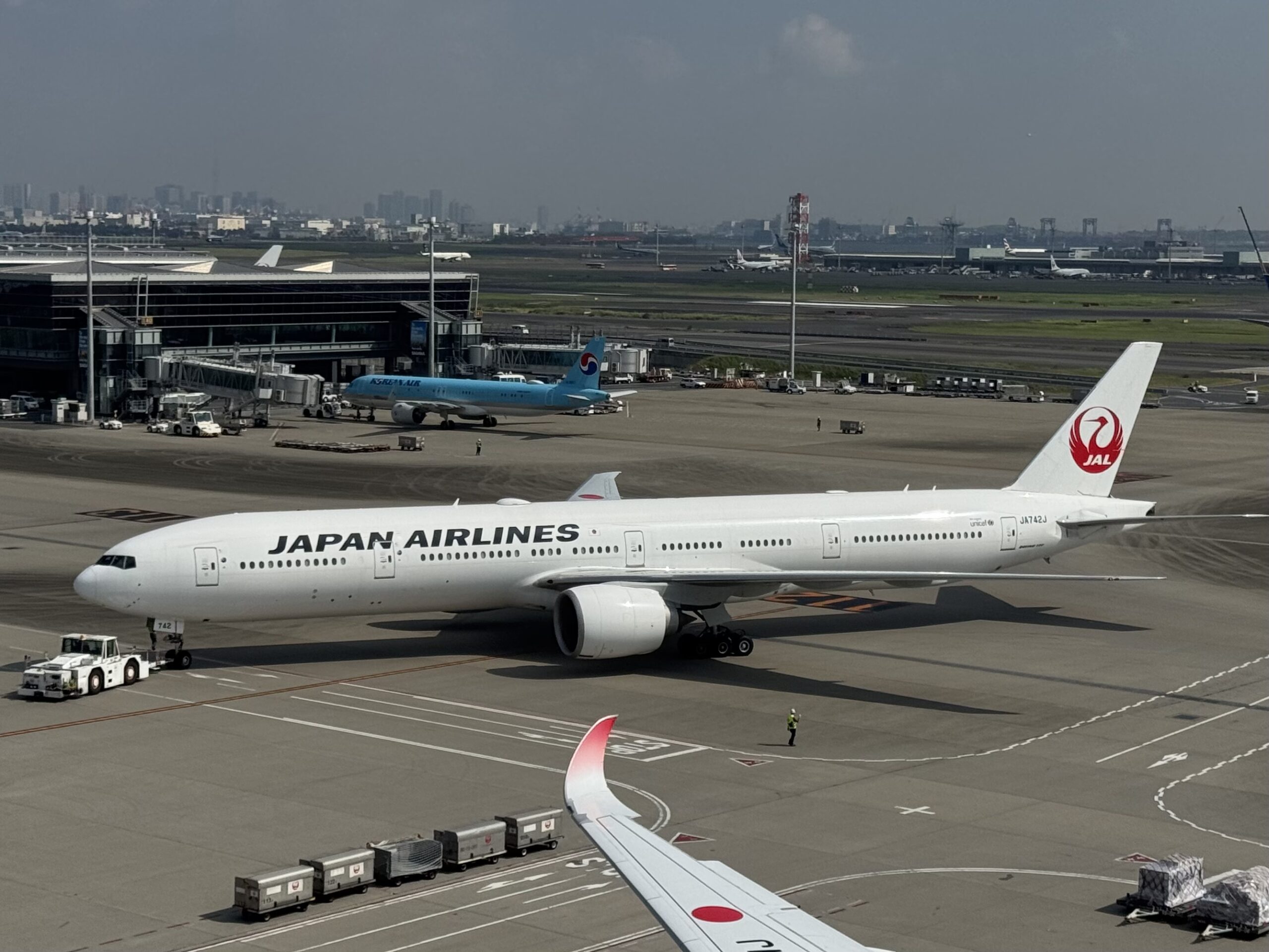 Japan Airlines Releases 2026 Schedule: How Does This Affect Award ...